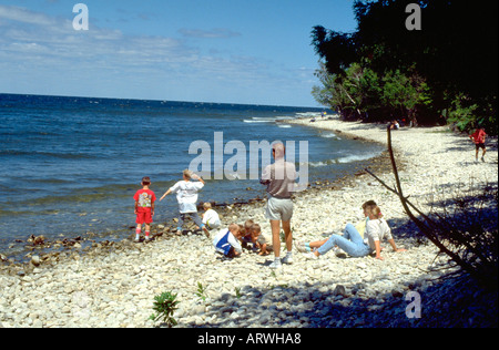 mother, daughter, sunbathing, mom, mothers, mum, daughters, sun tanning ...