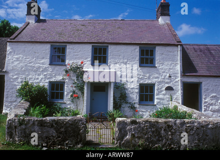 Traditional Welsh stone farmhouse in Pembrokeshire, restored by Griff ...