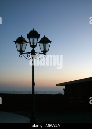 beach resort roof and lamp post at night Stock Photo - Alamy