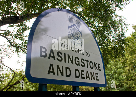 Welcome to Basingstoke and Deane road sign Hampshire Stock Photo - Alamy