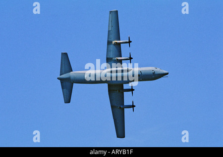New Lockheed C-130 propeller blades, in black and white Stock Photo - Alamy
