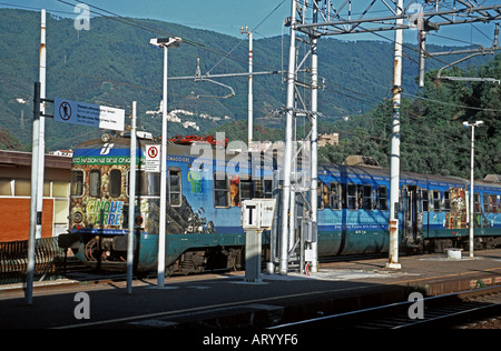 The Cinque Terre train at Levanto Stock Photo - Alamy