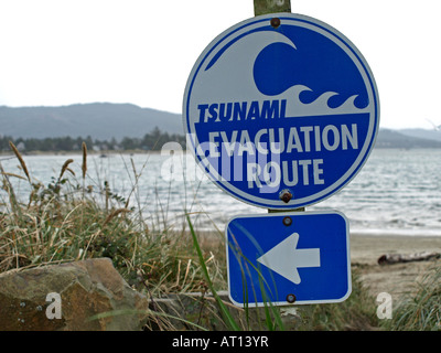 Tsunami sign, Lincoln City, Oregon Stock Photo - Alamy