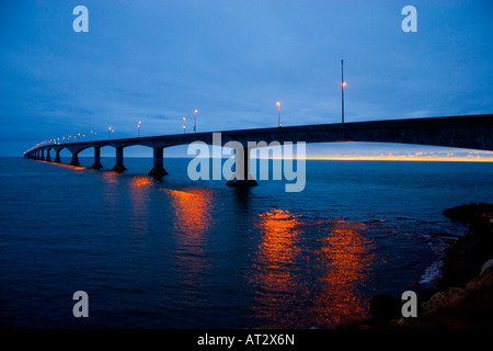 Confederation Bridge at night, Borden Carleton, Prince Edward Island ...