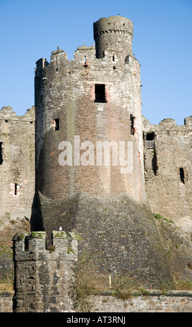 The exterior battlements and turrets of medieval Conwy Castle built ...