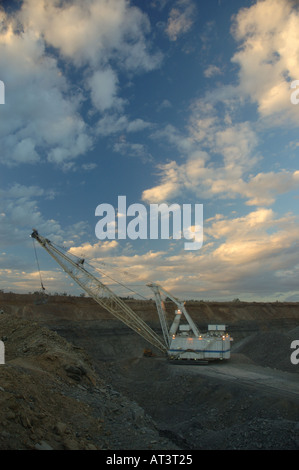 Dragline Central Queensland coal basin Australia Stock Photo - Alamy