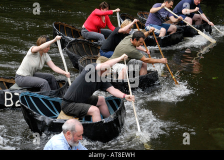 Coracle race on the River Teifi at Cilgerran Stock Photo - Alamy