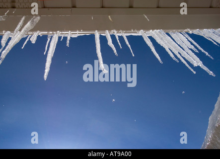 Ice forms as water droplets freeze Stock Photo - Alamy