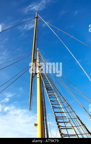 The mast of old ship with sail and ladder made of rope Stock Photo - Alamy