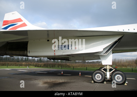 Rolls-Royce Olympus 593 engine-intakes with the variable ramp air inlet ...