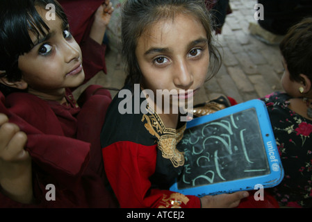 school with students in Pakistan Stock Photo - Alamy