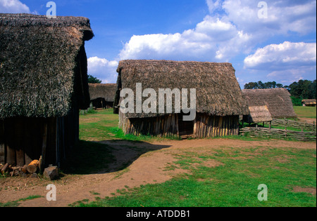 Anglo saxon village reconstruction house interior Stock Photo: 1695157 ...