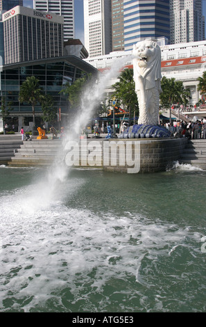 The statue of the mythical Merlion, Singapore harbour, Asia Stock Photo ...
