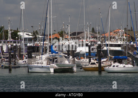 YACHTS AND FISHING BOATS MOOLOOLABA HARBOUR Stock Photo - Alamy