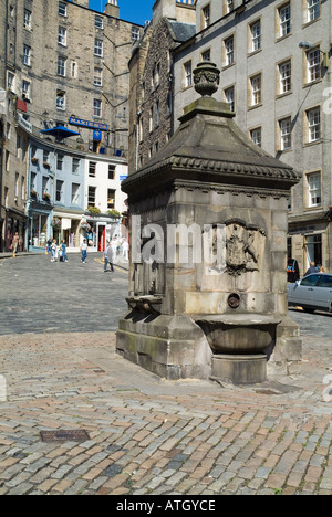 dh West Bow fountain GRASSMARKET EDINBURGH Victoria street historic ...