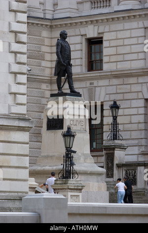 Bronze statue of Robert Clive, 1st Baron Clive, between Foreign Office ...