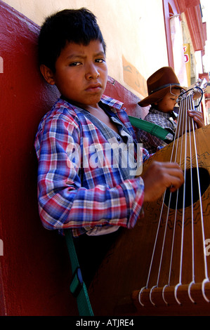 Kids Busking in Owacka Stock Photo - Alamy