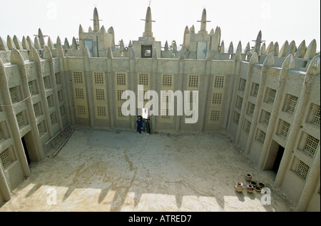 Courtyard inside a Fulani mosque, Mali Stock Photo - Alamy