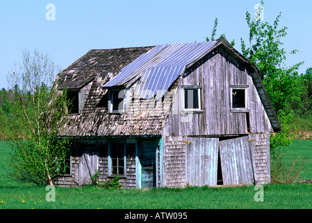 weathered barn wood Stock Photo - Alamy