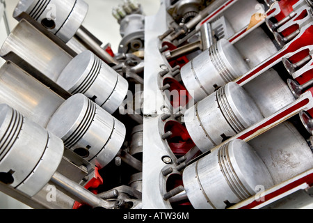 Model of a 90 degrees v-engine Stock Photo - Alamy