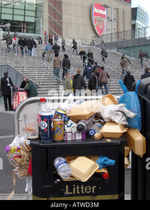 A Rubbish Bin outside the Arsenal football Stadium Stock Photo - Alamy