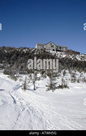 Greenleaf Hut during the winter months from Greenleaf Trail Cannon ...
