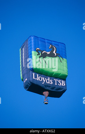 Lloyds TSB Bank hot air balloon Stock Photo - Alamy