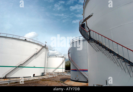 BP fuel depot at BP Oil Terminal at Hamble le Rice near Southampton ...