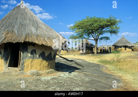 Traditional Shona Village, Zimbabwe Stock Photo - Alamy