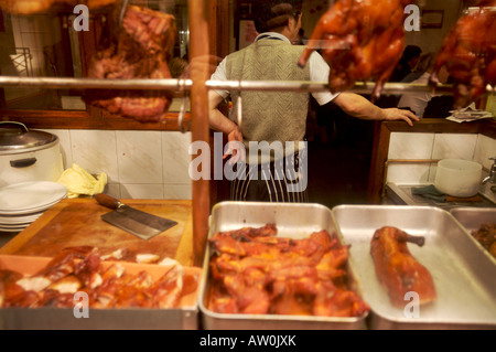 Chinese restaurant window displaying food, Hong Kong, China Stock Photo ...