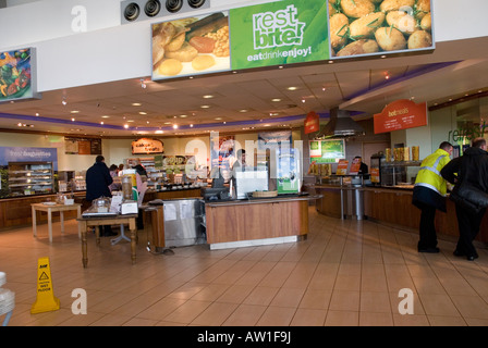 Roadchef Strensham Motorway Services, M5 Southbound, Worcestershire ...