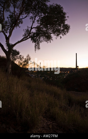Overlooking Mt Isa from the city lookout at dusk Stock Photo - Alamy