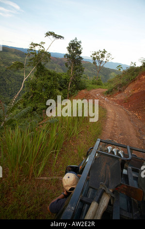 Off-road vehicle traveling in the desert Stock Photo - Alamy