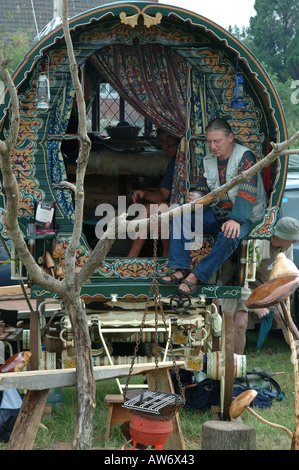 Bow top Gypsy Caravan Stock Photo - Alamy