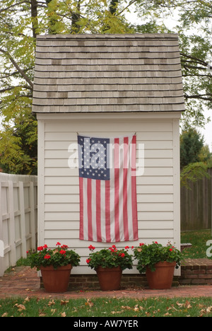 Small house on a flag - Maryland Stock Photo - Alamy