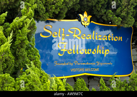 Welcome sign for the city of Encinitas, California Stock Photo - Alamy