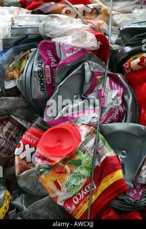 "Plastic bottles bailed for re-cyclinng Stock Photo - Alamy