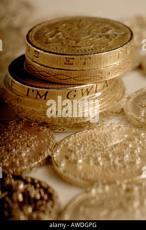 generic of shiny british pound coins Stock Photo - Alamy