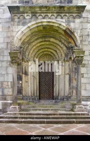 Romanesque church portal at Lund Cathedral with Nordic animal ...