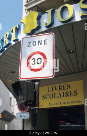 Traffic Sign Speed Limit 30 For Luftreinhaltung, Meaning Air Pollution ...