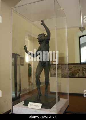 Gabinetto segreto Museo Archeologico Nazionale a Napoli - Campania ...