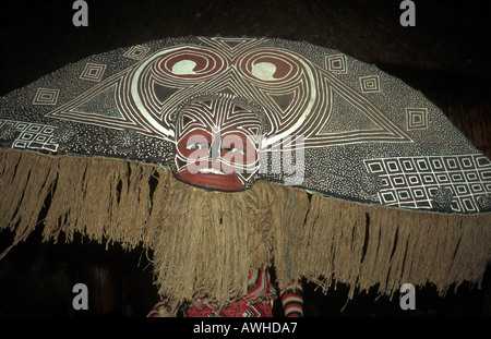 Zimbabwe Africa african mask Stock Photo: 10157918 - Alamy