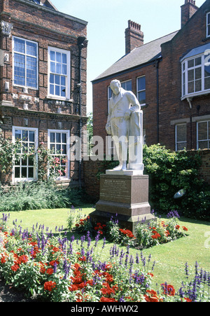 External view of Wilberforce House Museum in Kingston upon Hull, East ...