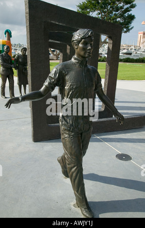 Bloch Cancer Survivors Park, brass statues San Diego, California, USA ...