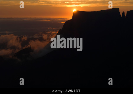Eastern Buttress, Devil's Tooth, and Inner Tower at sunrise ...