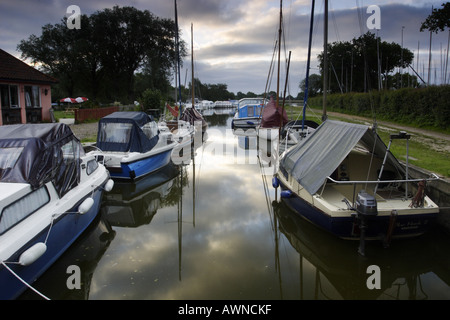 Hickling Staithe, Hickling Broad, Norfolk Stock Photo - Alamy