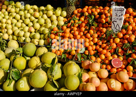 fruit stand Damascus Syria Middle East Stock Photo - Alamy