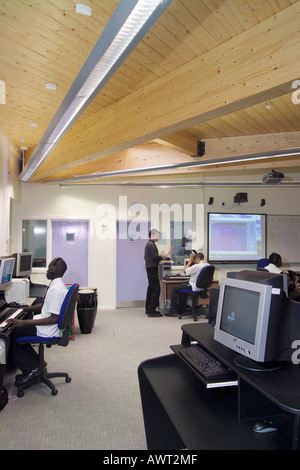 PERFORMING ARTS CENTRE - FINCHLEY CATHOLIC HIGH SCHOOL FOR BOYS, LONDON ...