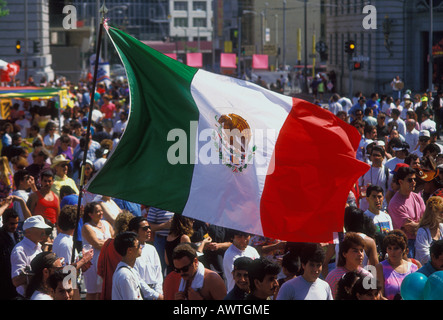 people waving Mexican flag, Mexican flag, Cinco de Mayo festival, Civic ...