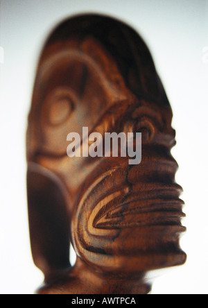 Three wooden Polynesian tiki carvings on Oahu, Hawaii Stock Photo - Alamy